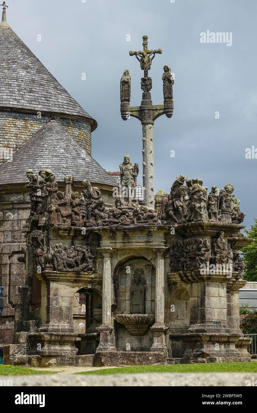 Calvary Calvaire, granite stone carving, Enclos Paroissial parish enclosure of Guimiliau ...
