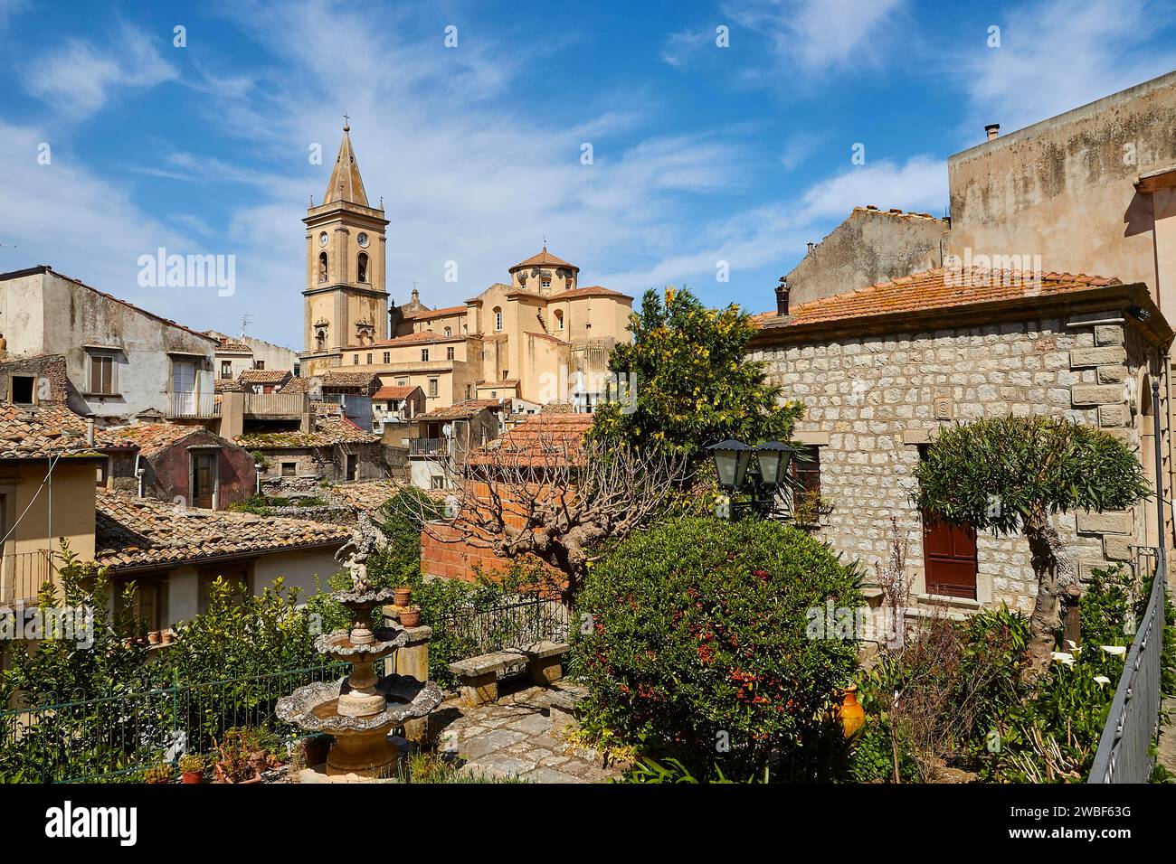 Novara old hi-res stock photography and images - Alamy