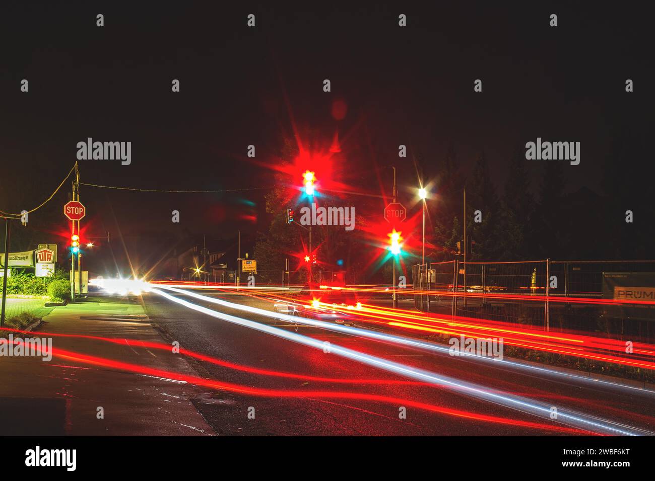 Blurred motion from red car lights hi-res stock photography and images ...