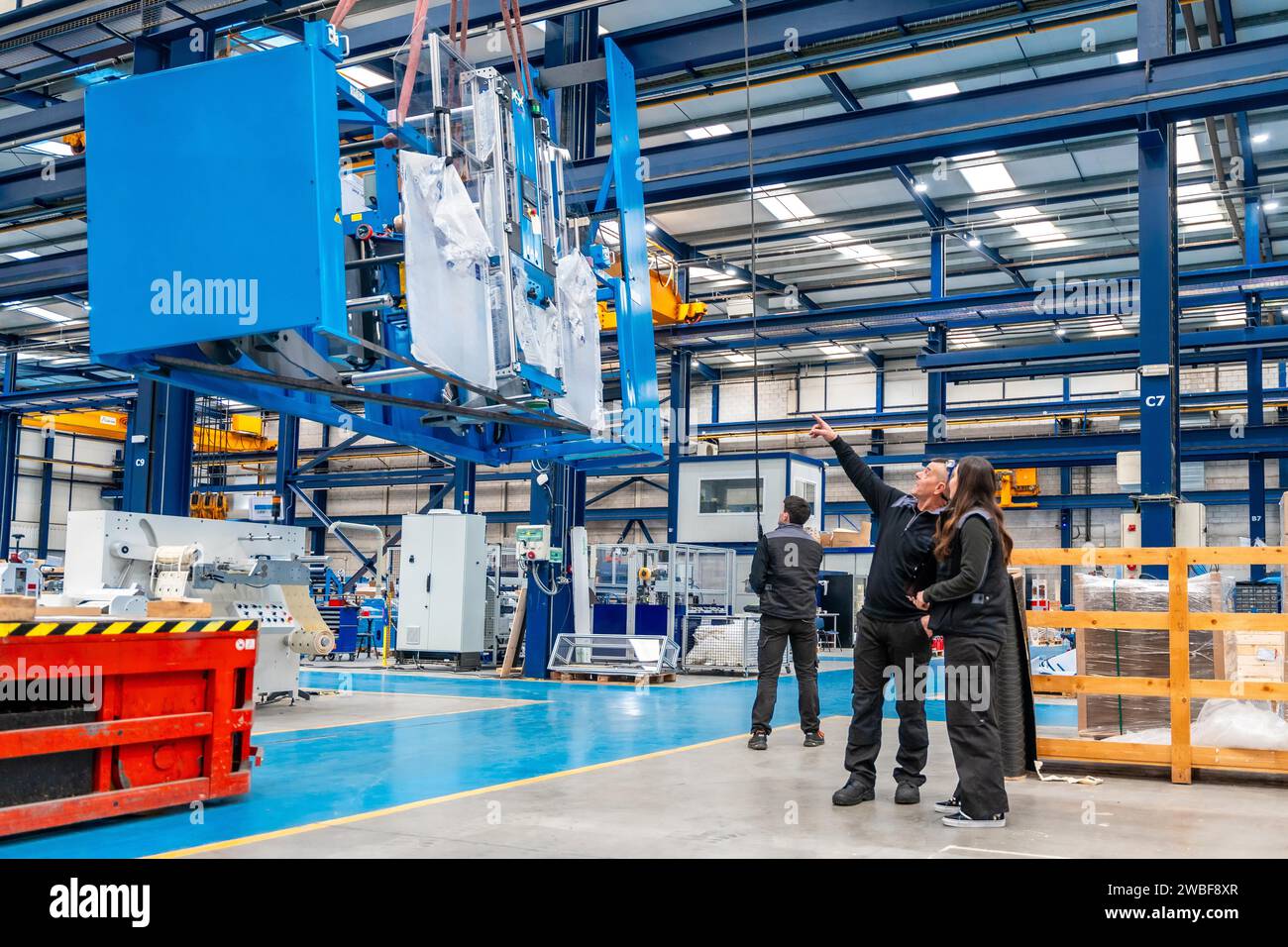 Young engineers using cad hi-res stock photography and images - Alamy