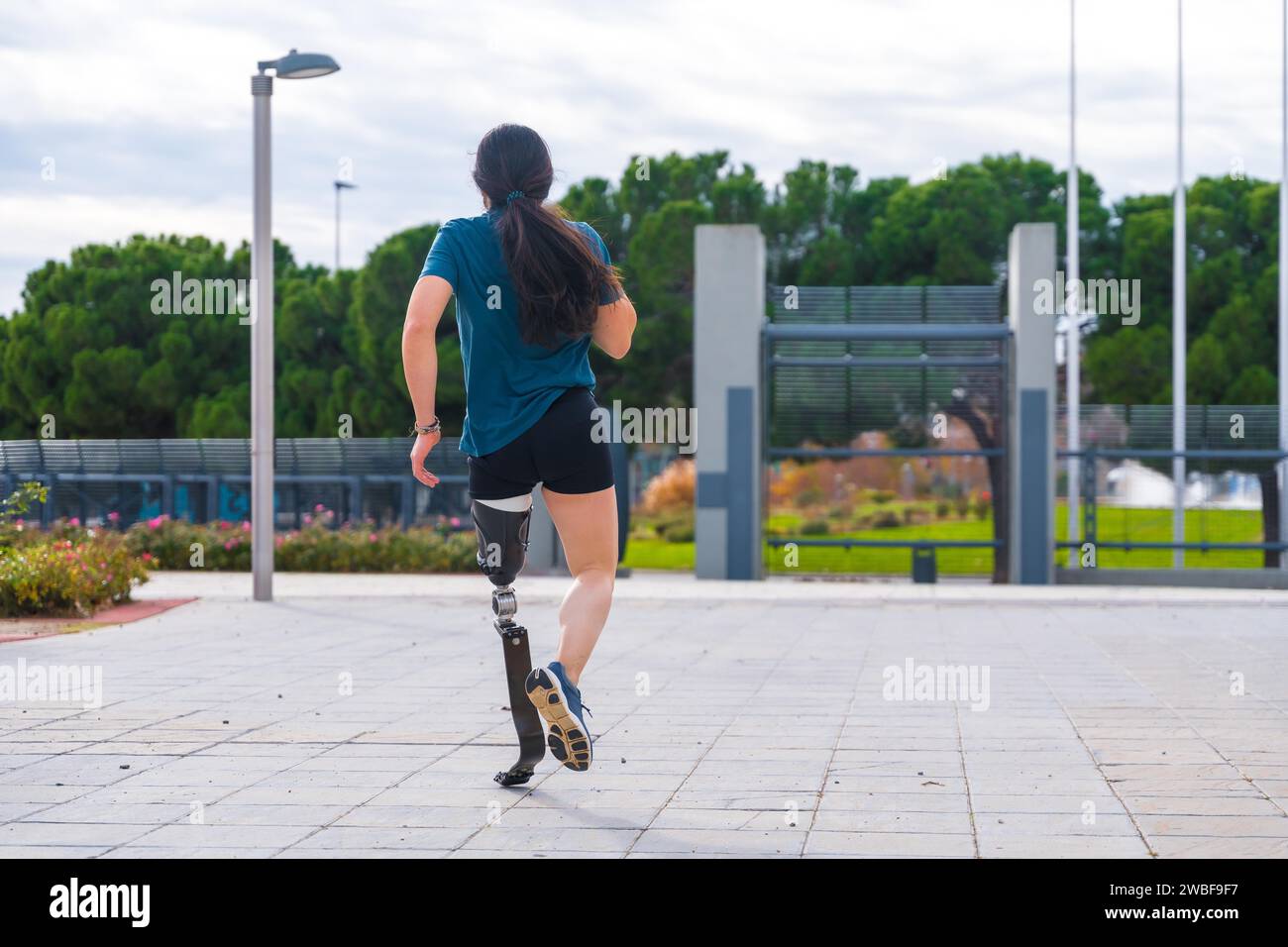 Prosthetic leg runner hi-res stock photography and images - Alamy