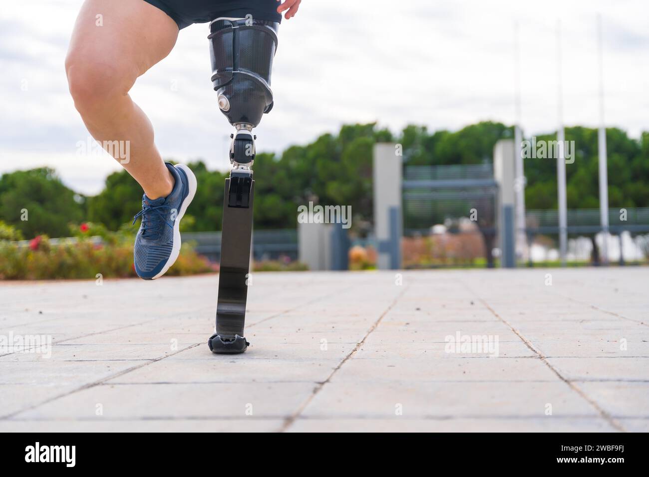 Prosthetic legs hi-res stock photography and images - Alamy