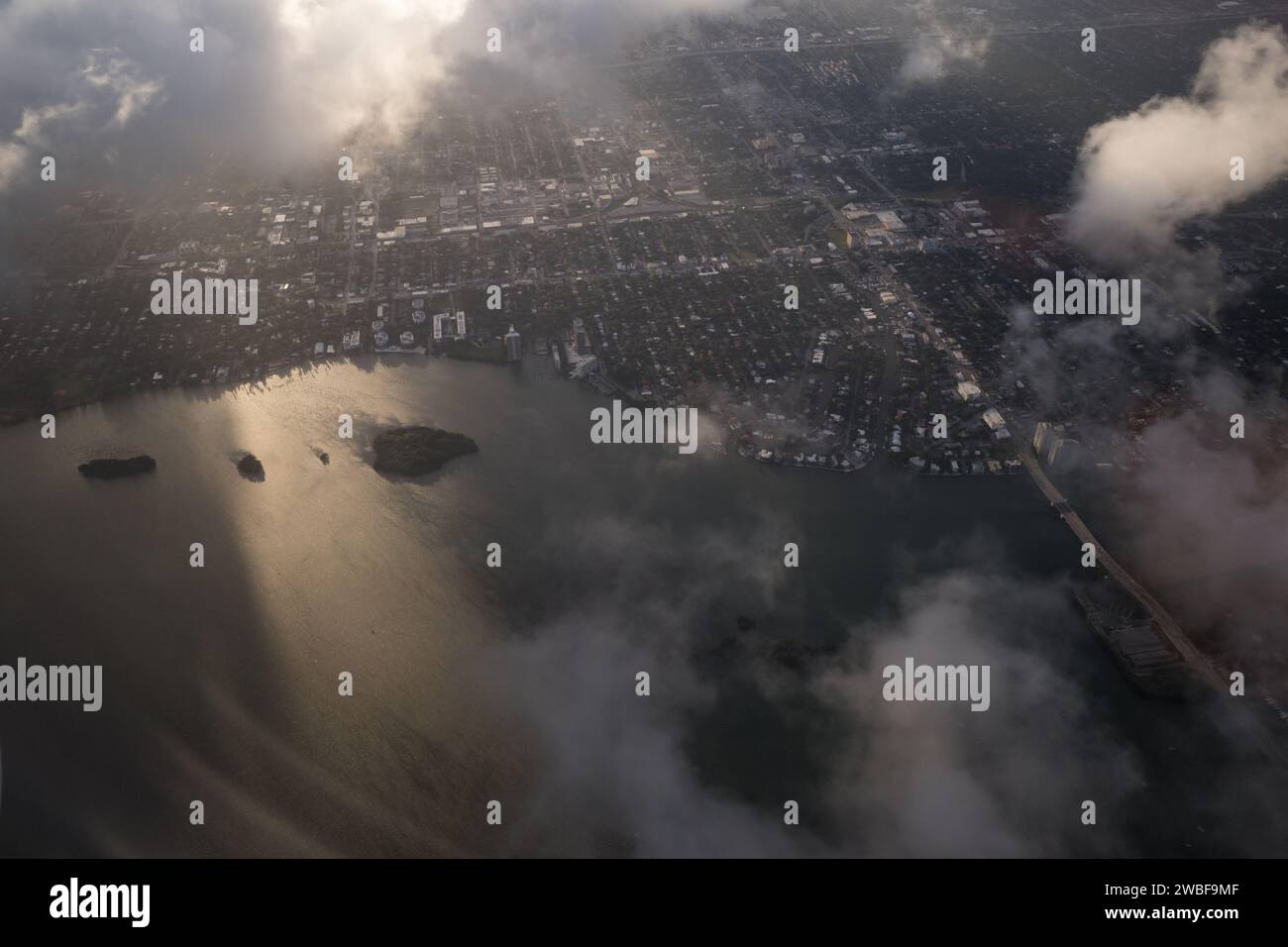 Seattle, USA. 2nd Nov, 2023. Flight from Boston to Seattle Stock Photo ...