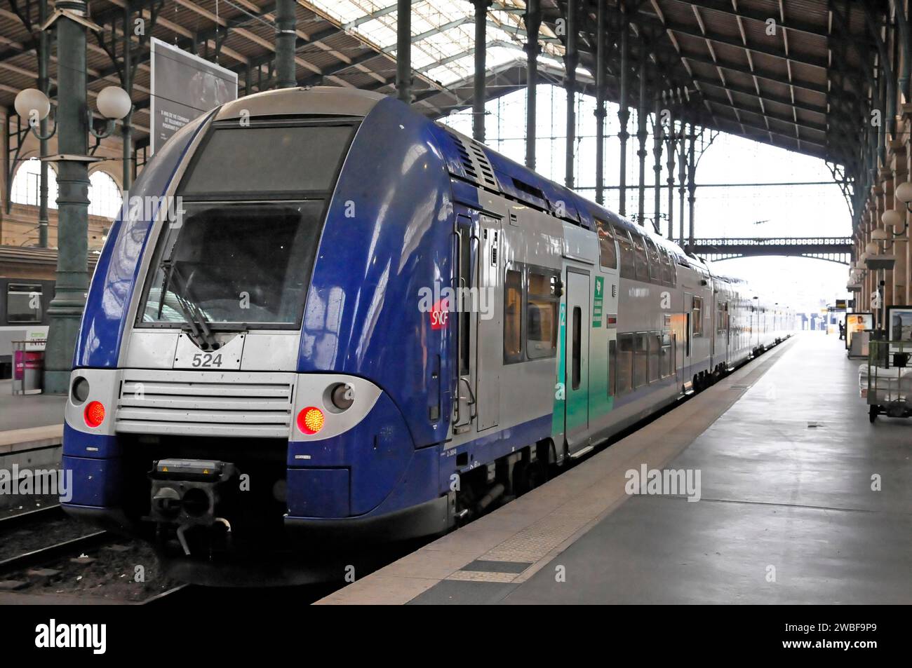 SNCF commuter train, Gare du Nord, Nord station, Paris, France Stock ...