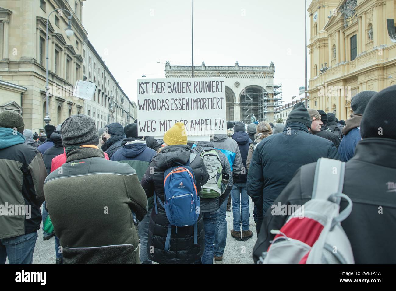 Demonstrators at the central rally, farmers' protest, Odeonsplatz ...