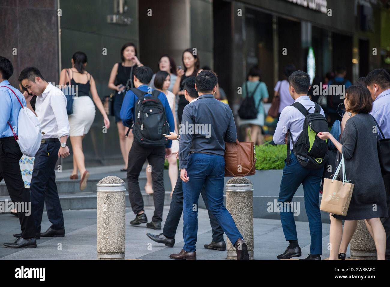 Corporate office exterior men banking hi-res stock photography and ...
