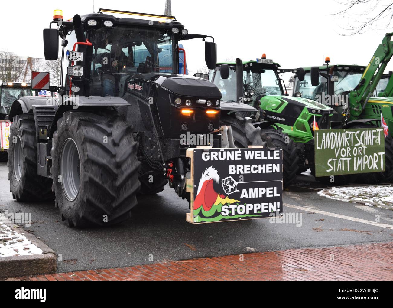 Farmers protest with tractors on 6 January 2024 in Heide, Schleswig ...