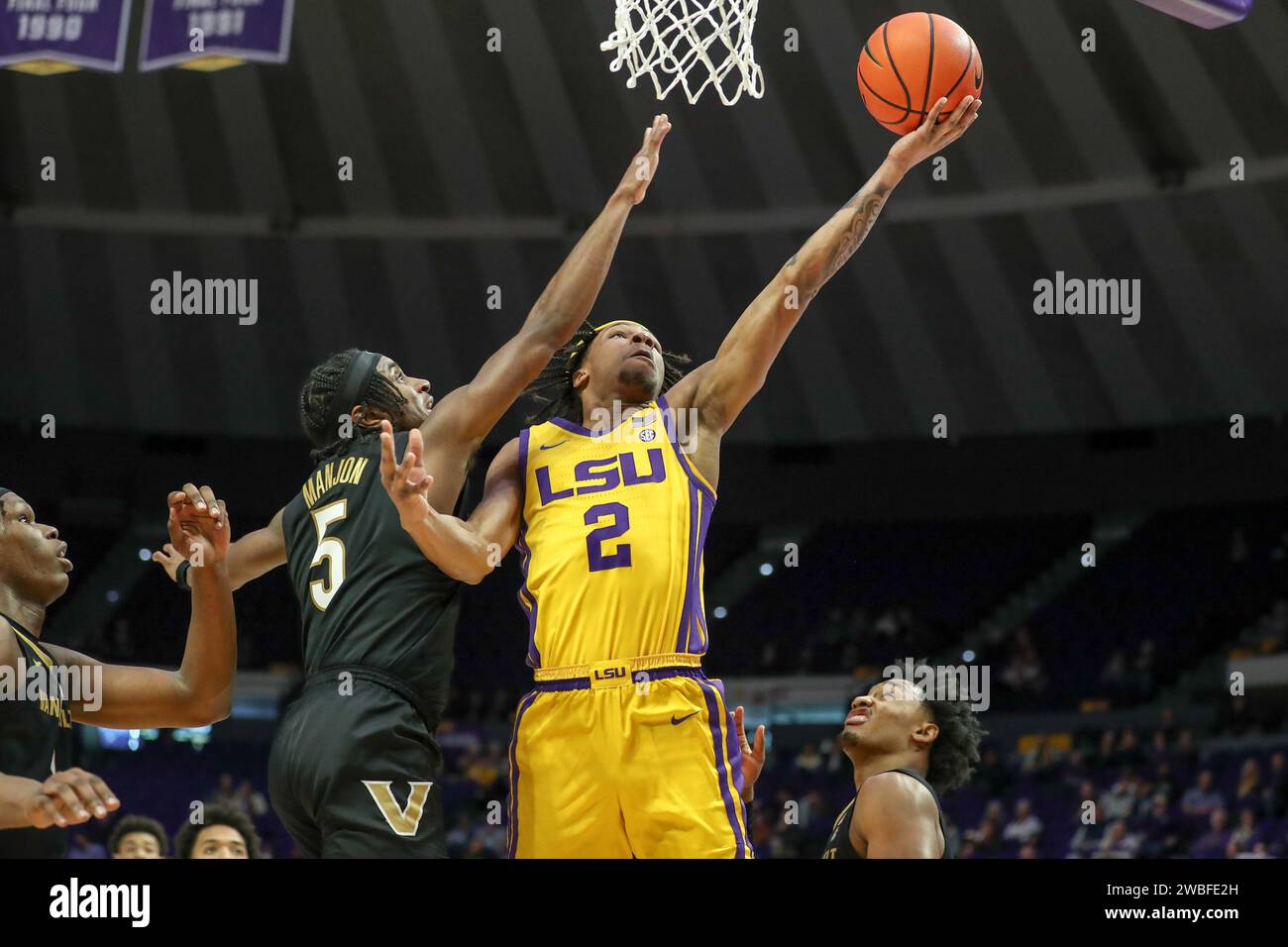 Baton Rouge, LA, USA. 09th Jan, 2024. LSU's Mike Williams III (2) puts ...