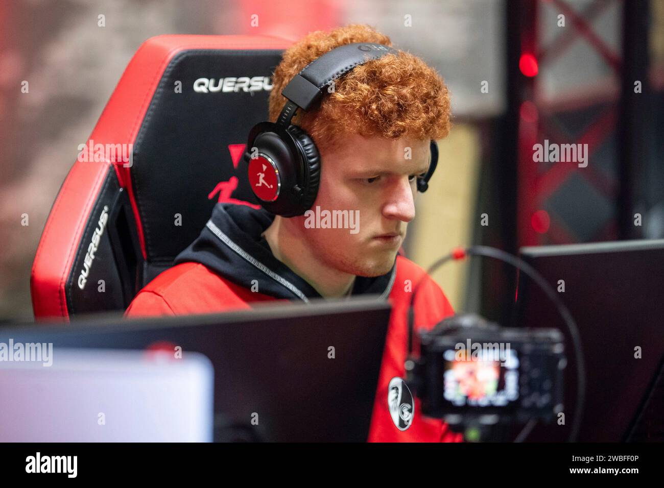 Koeln, Deutschland. 10th Jan, 2024. David Queck (SC Freiburg, Scf Dave ...