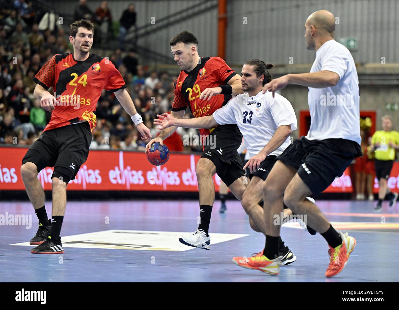 Hasselt, Belgium. 10th Jan, 2024. Belgium's Simon Ooms and Belgium's ...