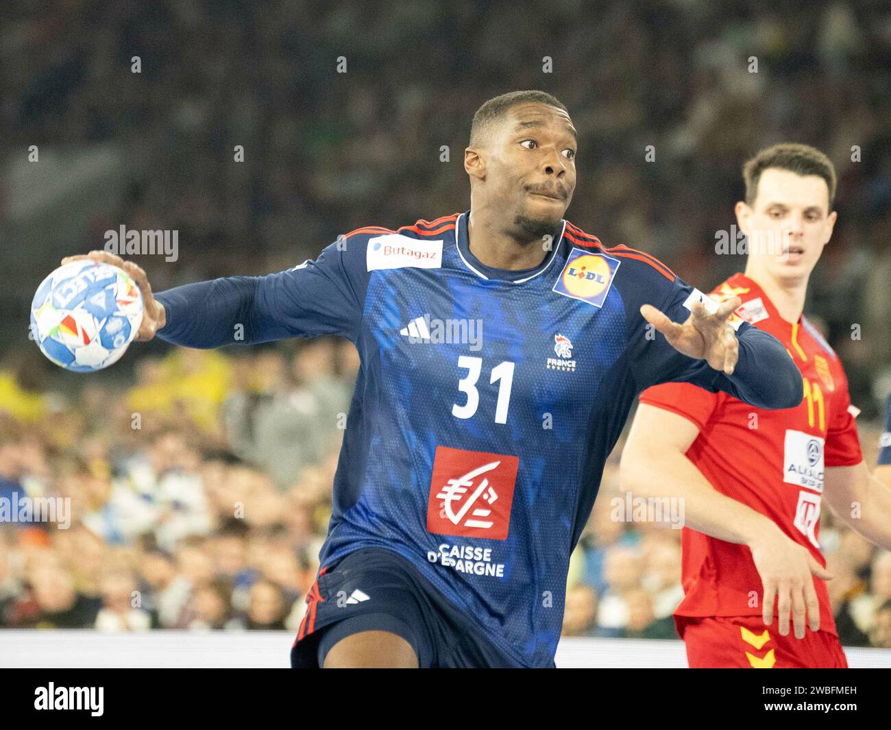 Dylan Nahi (Frankreich, #31) nimmt Mass. Dabei Filip Taleski ...