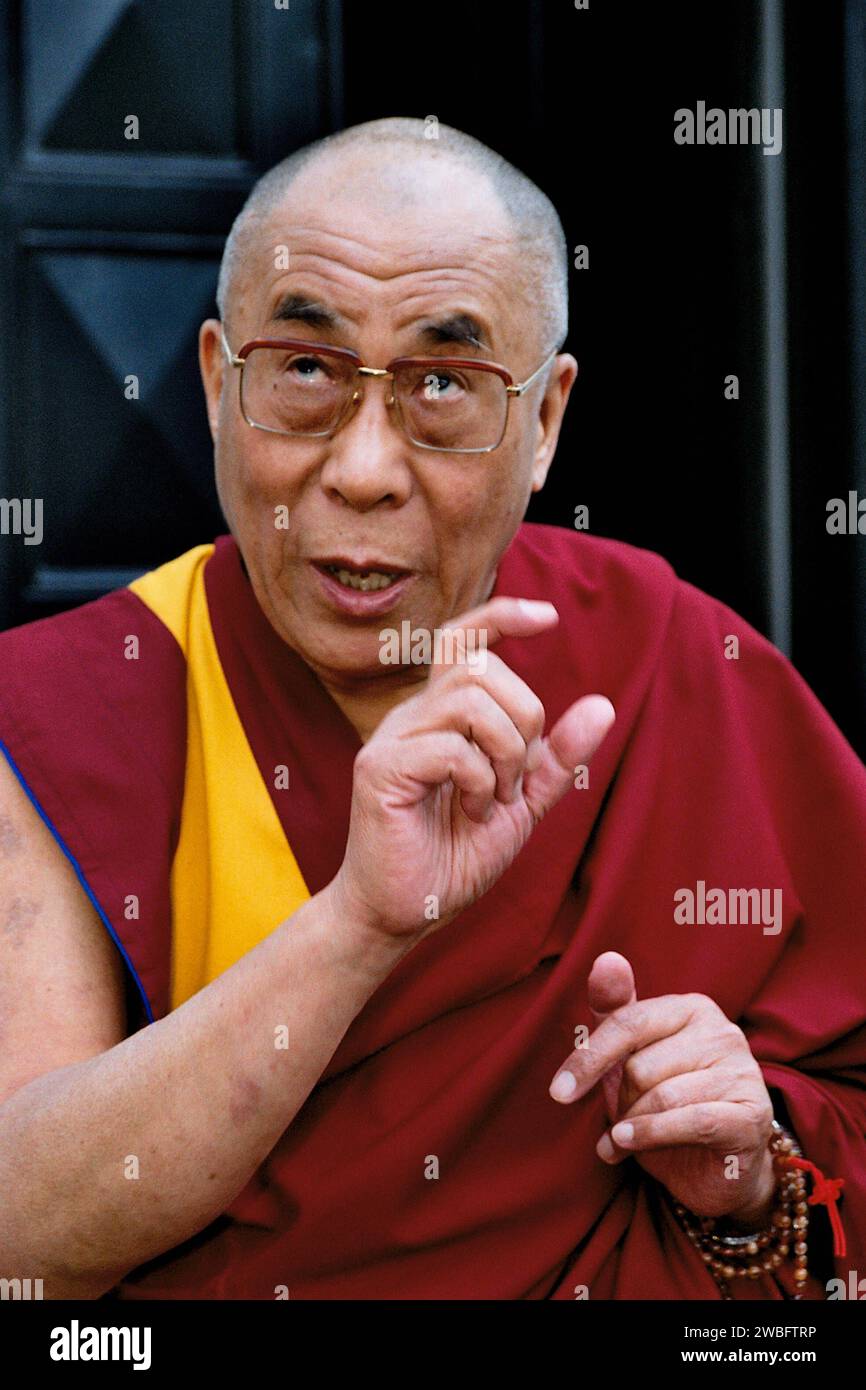 Copenhagen, Denmark /06 June 2003/Danish prime minister nders Fogh ...