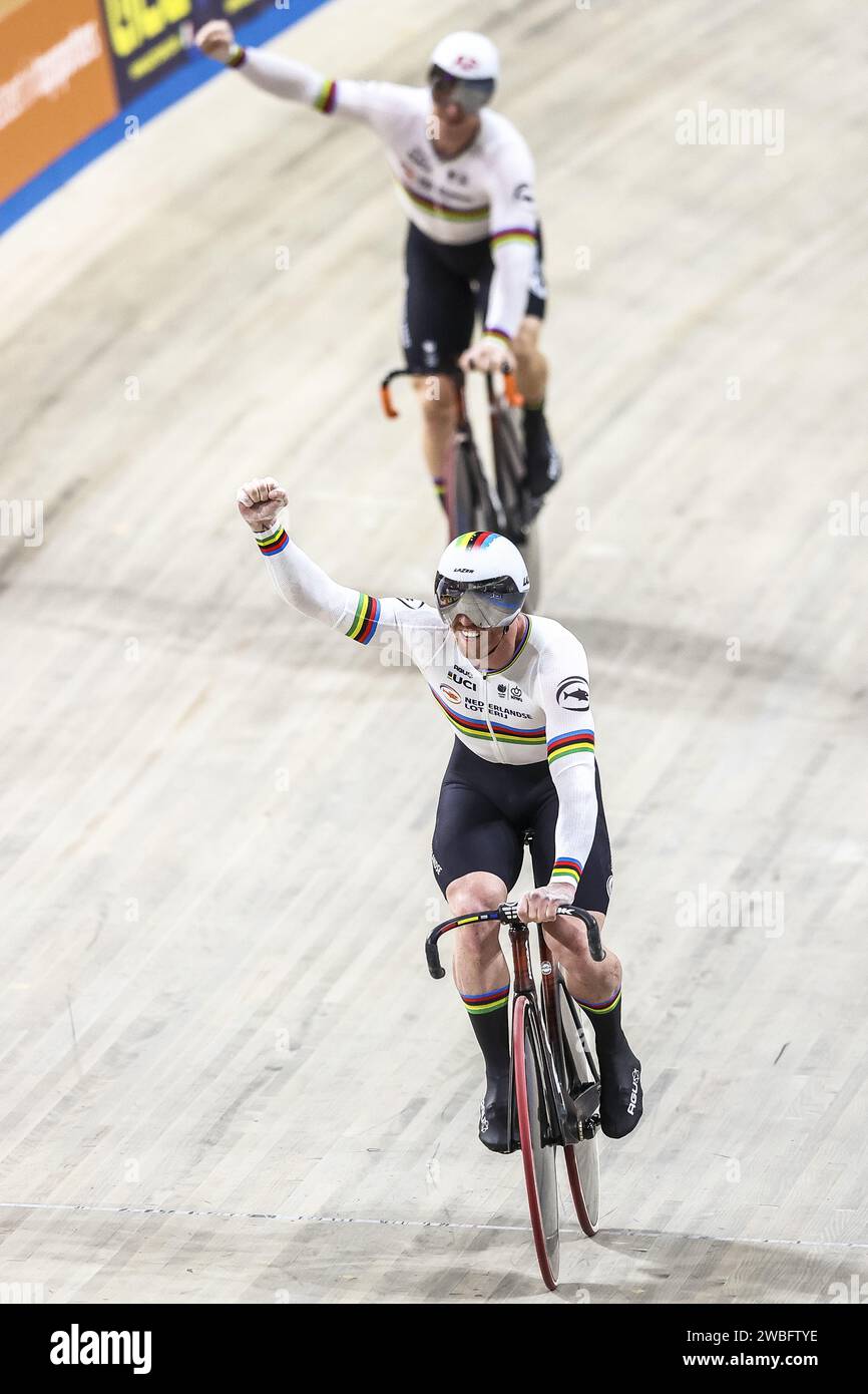 APELDOORN - 10/01/2024, Roy van den Berg (r) and Jeffrey Hoogland cheer ...