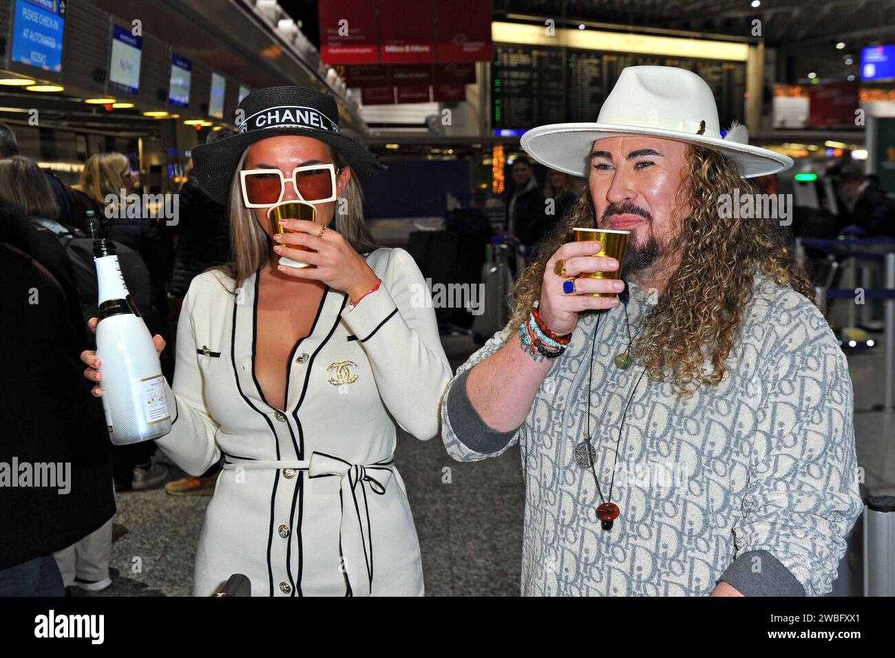 RTL - Dschungelcamp 2024. Kim Virginia Hartung und Leon Puppe anläßlich ...