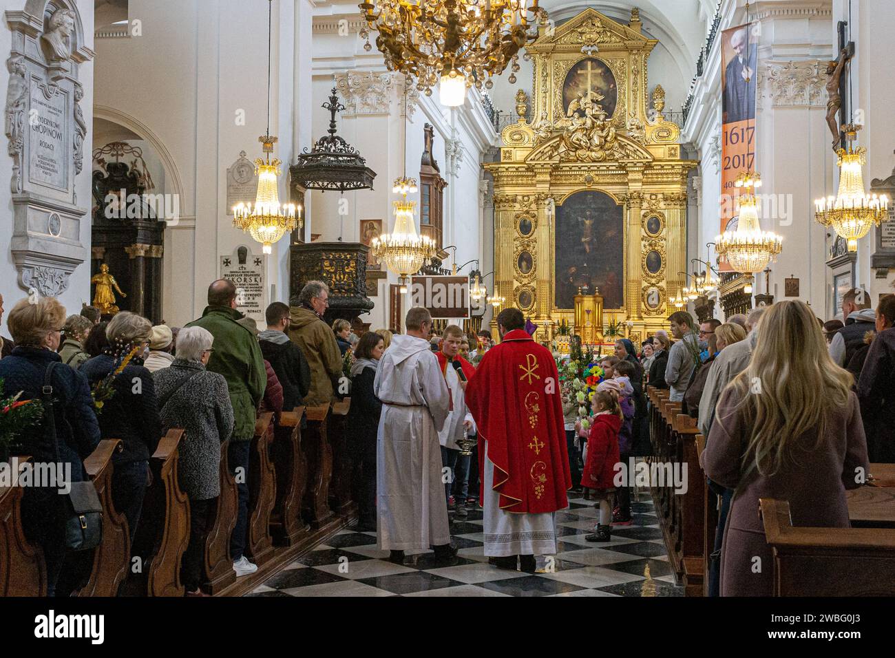 Warsaw, Poland. Inside the Church of the Holy Cross (Bazylika Swietego ...
