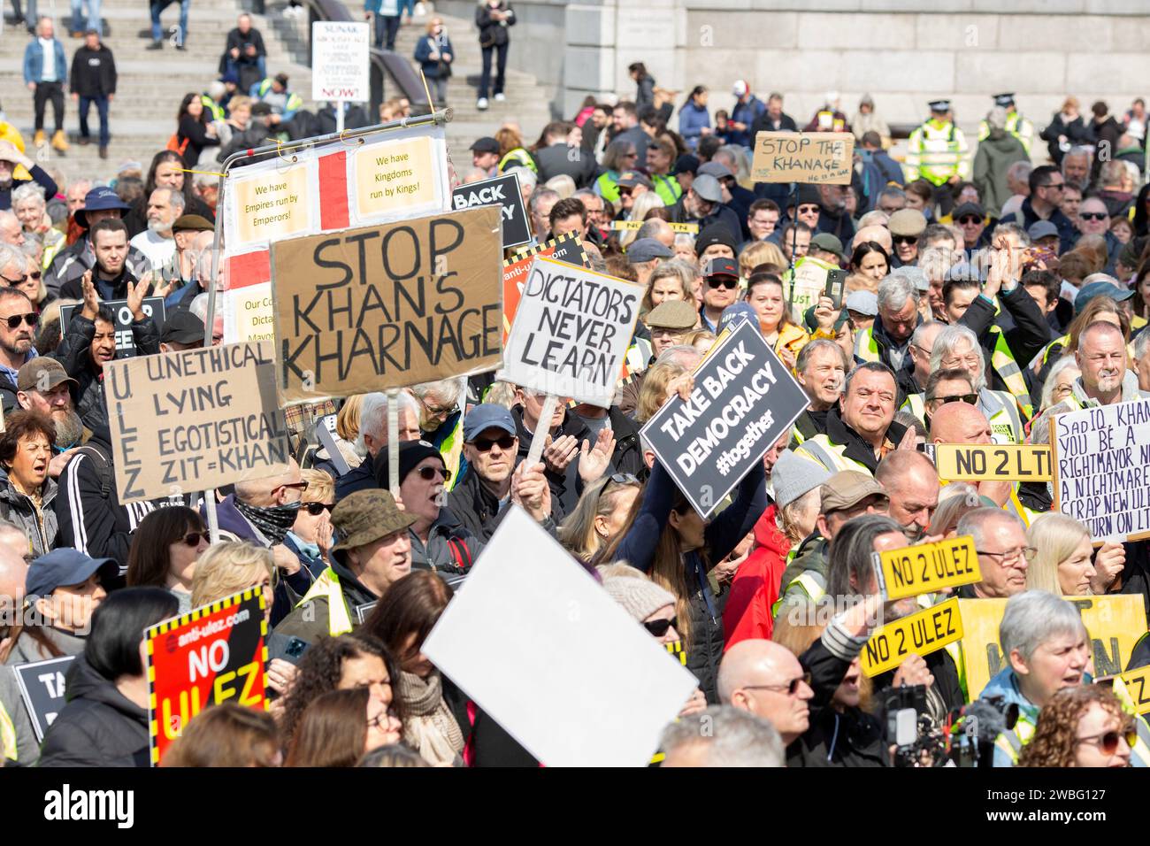 Protesters gather during an anti-ULEZ expansion protest around ...