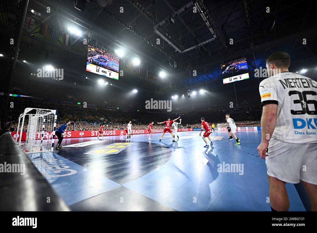 Duesseldorf, Germany. 10th Jan, 2024. Handball: European Championship ...