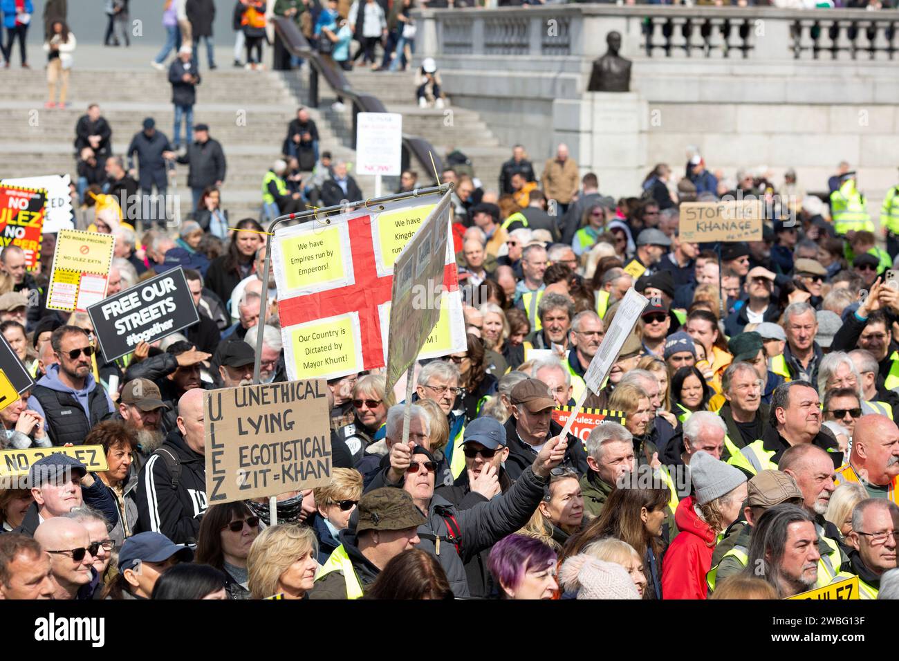Protesters gather during an anti-ULEZ expansion protest around ...