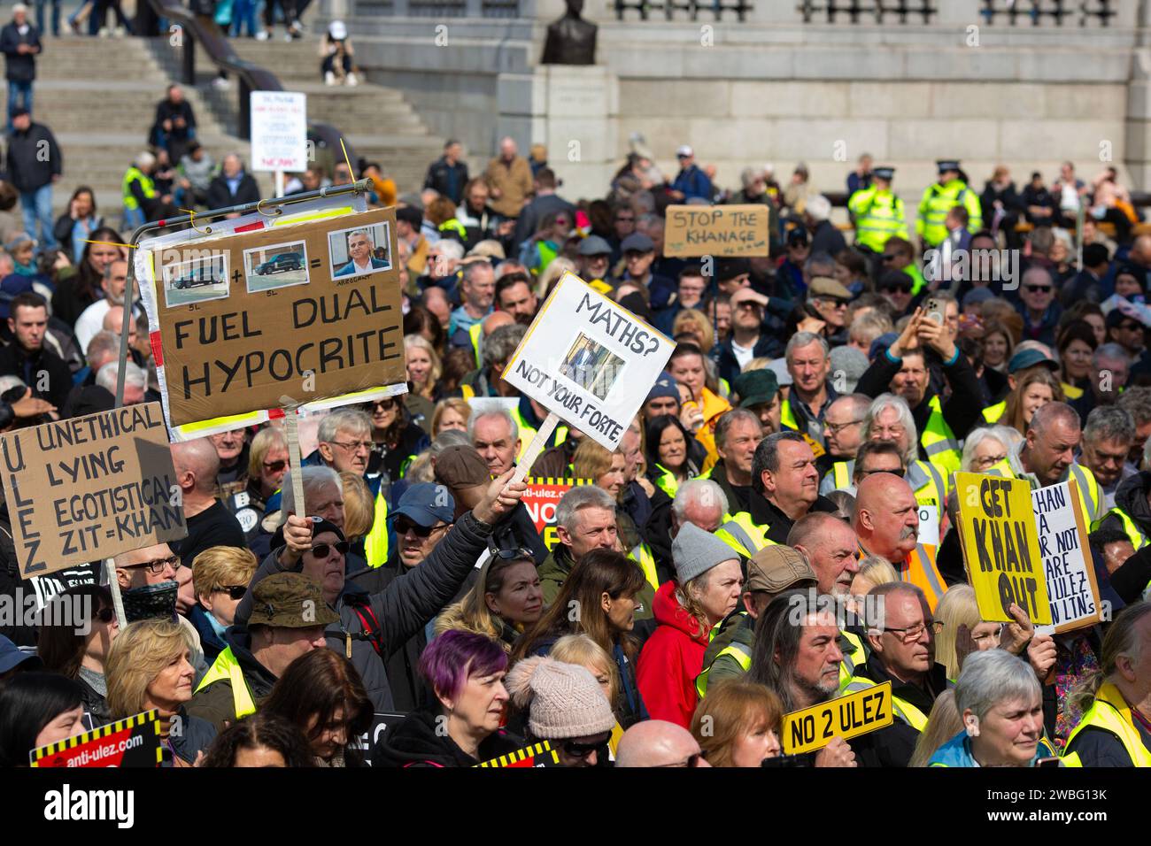 Protesters gather during an anti-ULEZ expansion protest around ...