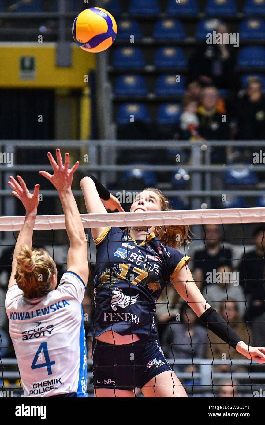 Reale camilla reale hi-res stock photography and images - Alamy