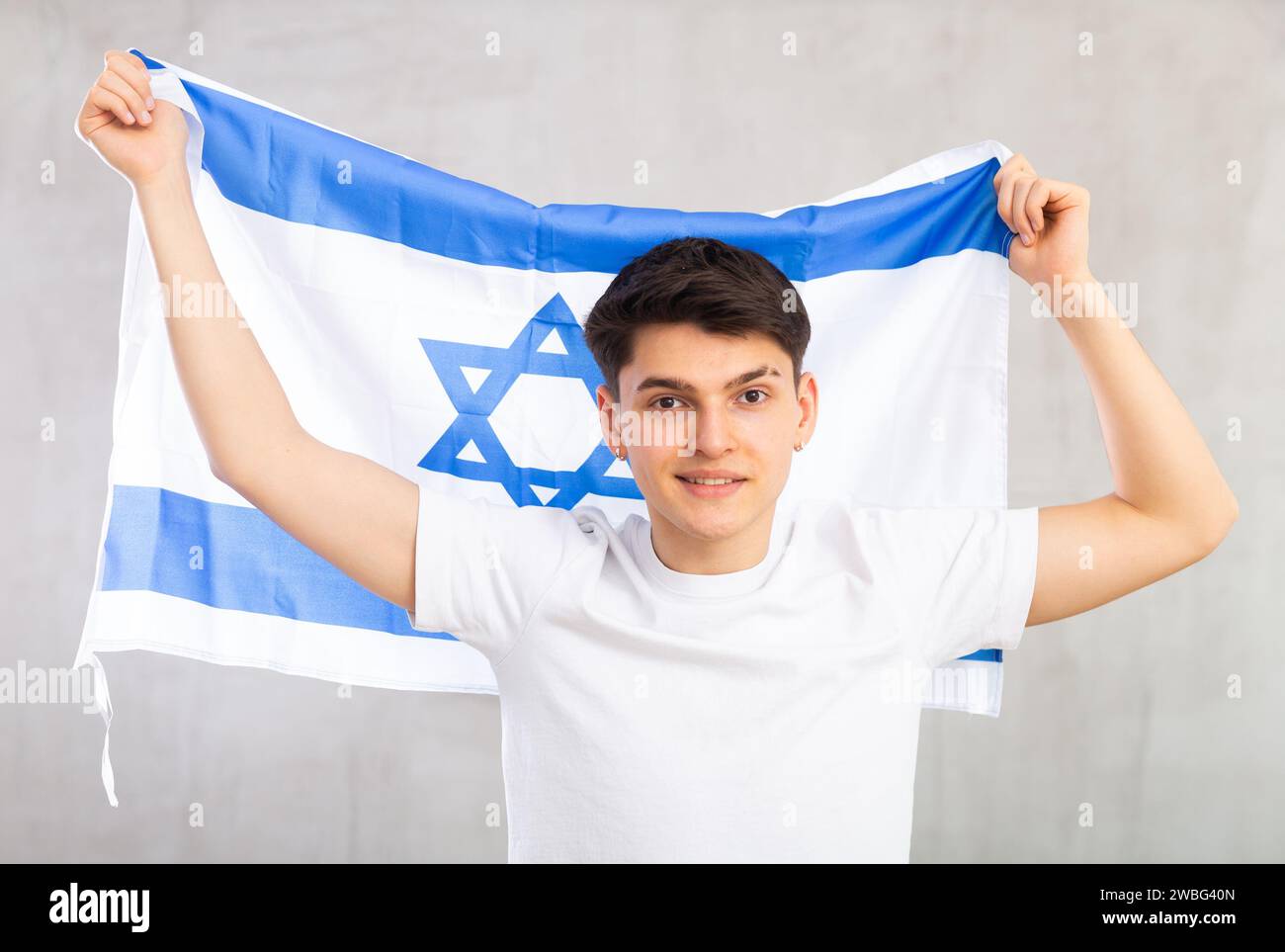 Man smiling holding israeli hi-res stock photography and images - Alamy