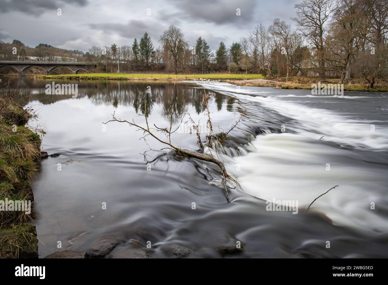 Long exposure of a weir on the River Don, Persley Den, Aberdeen ...