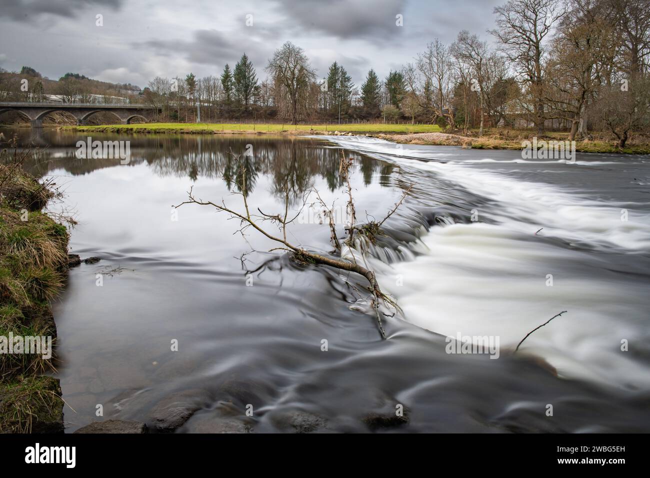 Long exposure of a weir on the River Don, Persley Den, Aberdeen ...