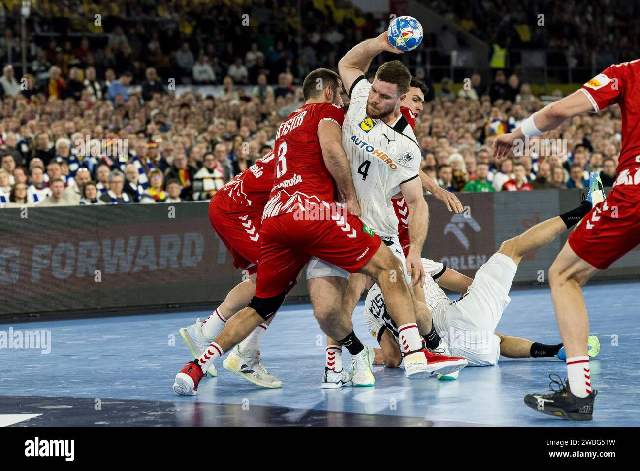 Lucas Meister (Schweiz, #3), Johannes Golla (Deutschland, #4) setzt ...