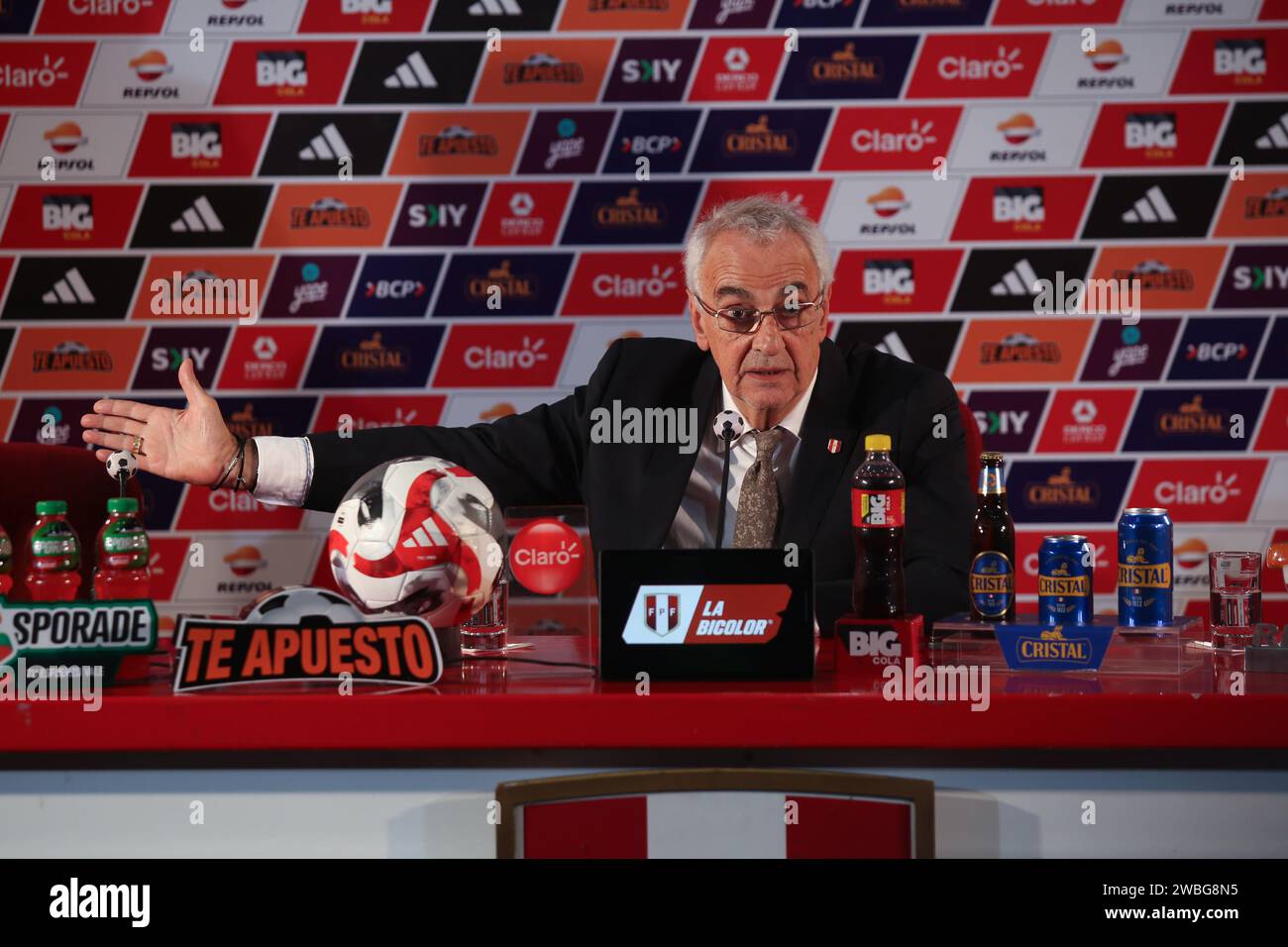 Lima, Peru. 10th Jan, 2024. Jorge Fossati speaks at his presentation as ...