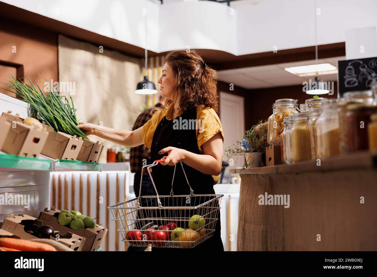 Ecological food sourcing hi-res stock photography and images - Alamy
