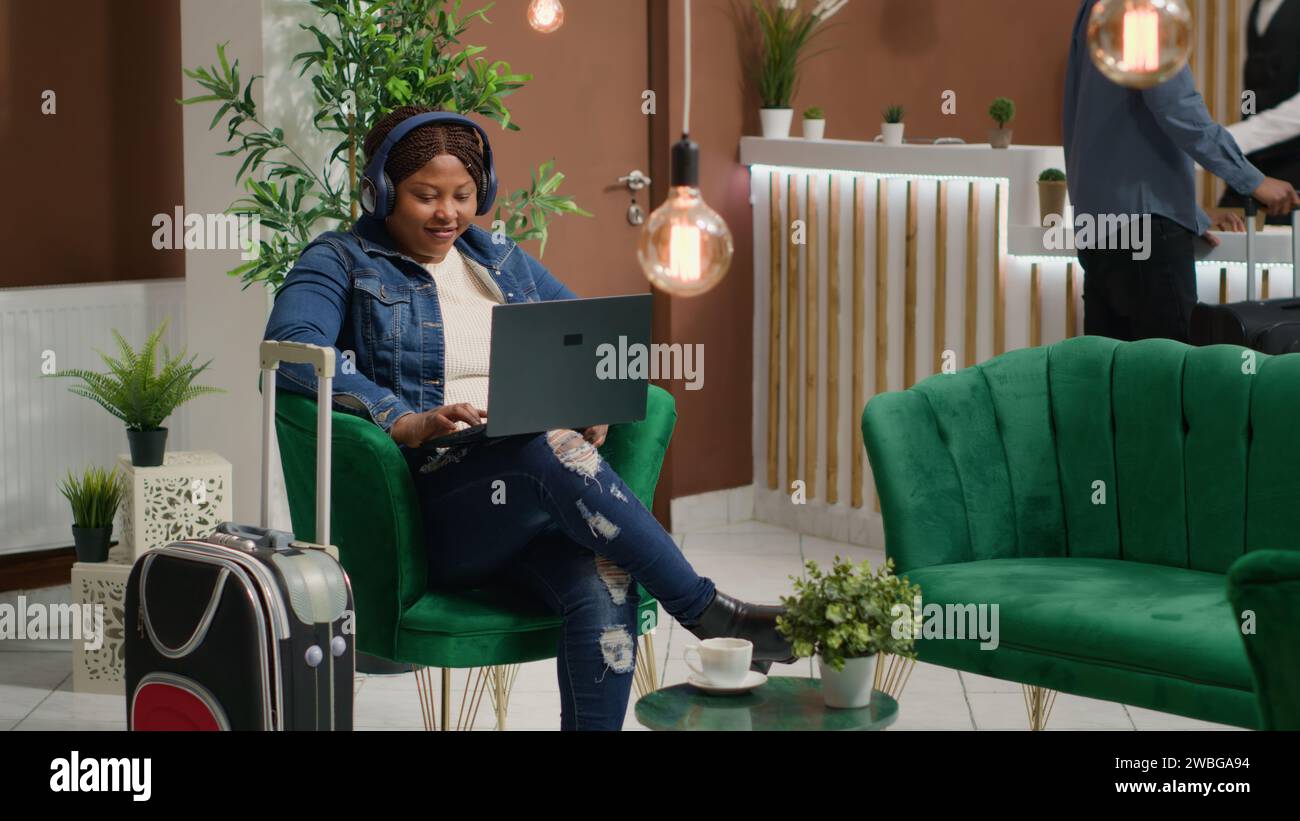 Lobby watch hi-res stock photography and images - Alamy