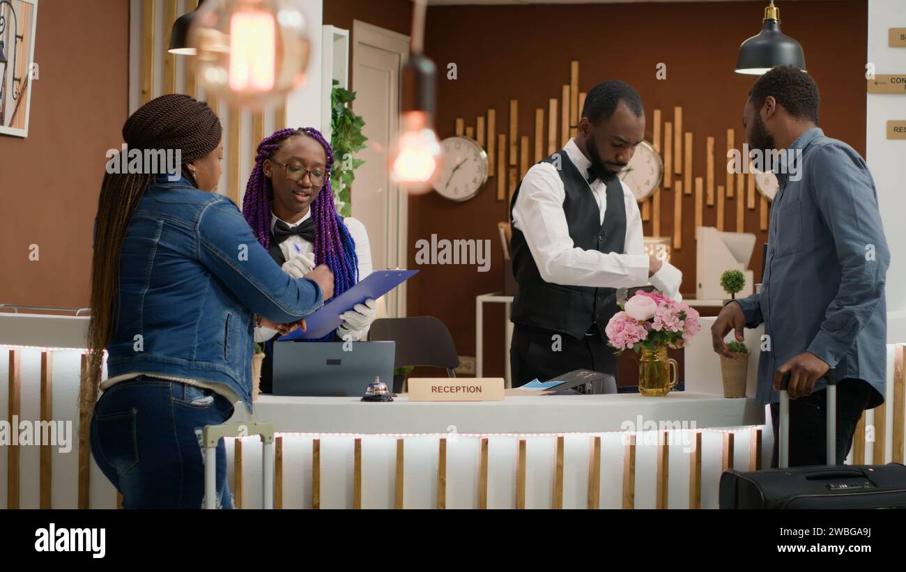 Hotel reception desk african hi-res stock photography and images - Alamy