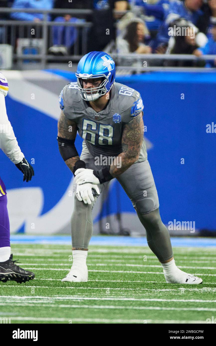 Detroit Lions offensive tackle Taylor Decker (68) blocks against the ...