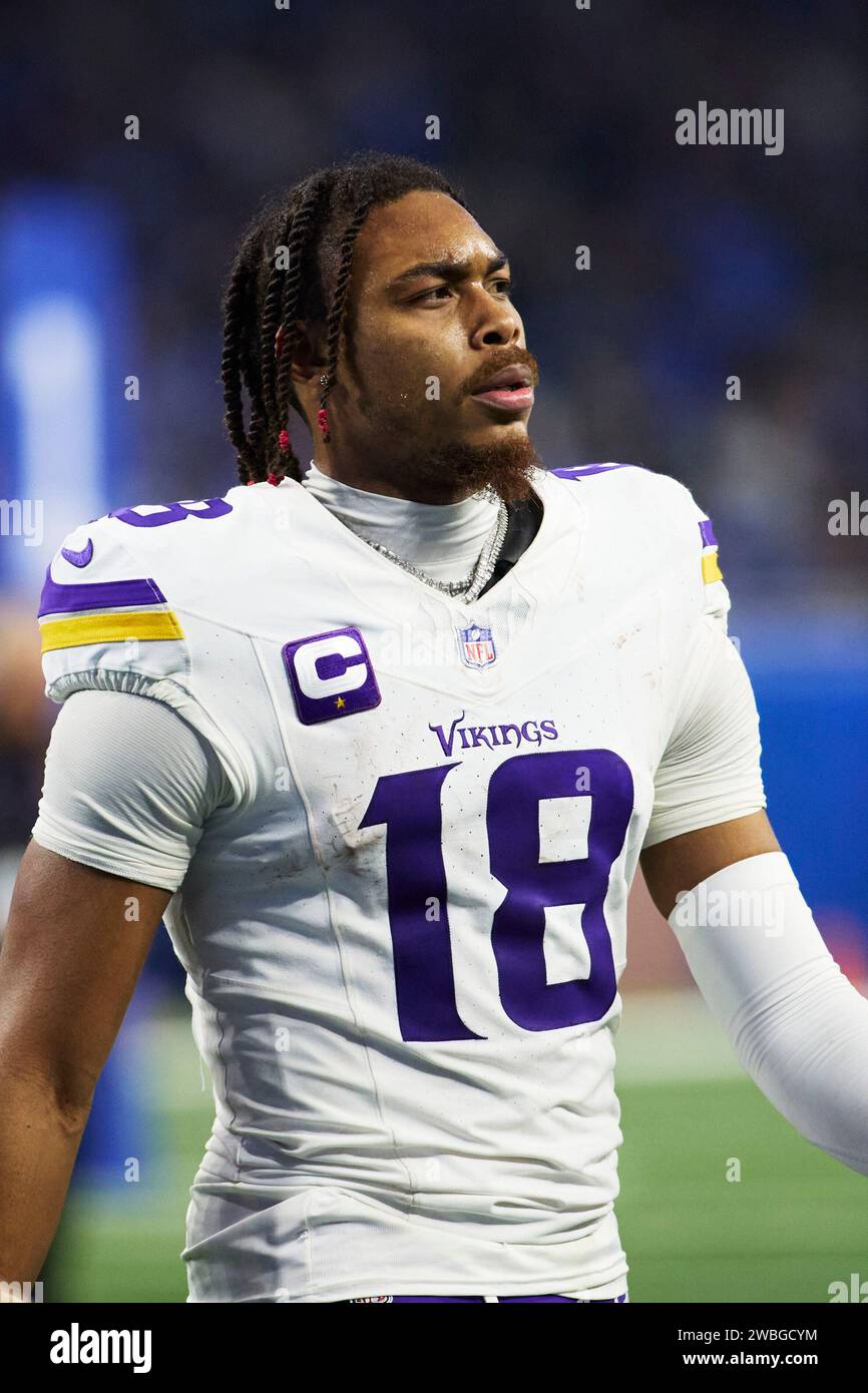 Minnesota Vikings wide receiver Justin Jefferson (18) walks off the ...