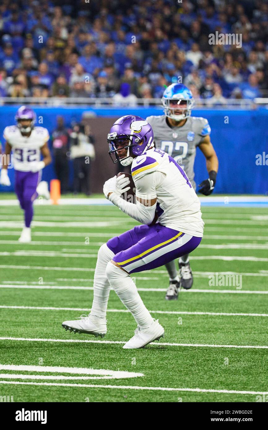 Minnesota Vikings wide receiver Justin Jefferson (18) makes a reception ...