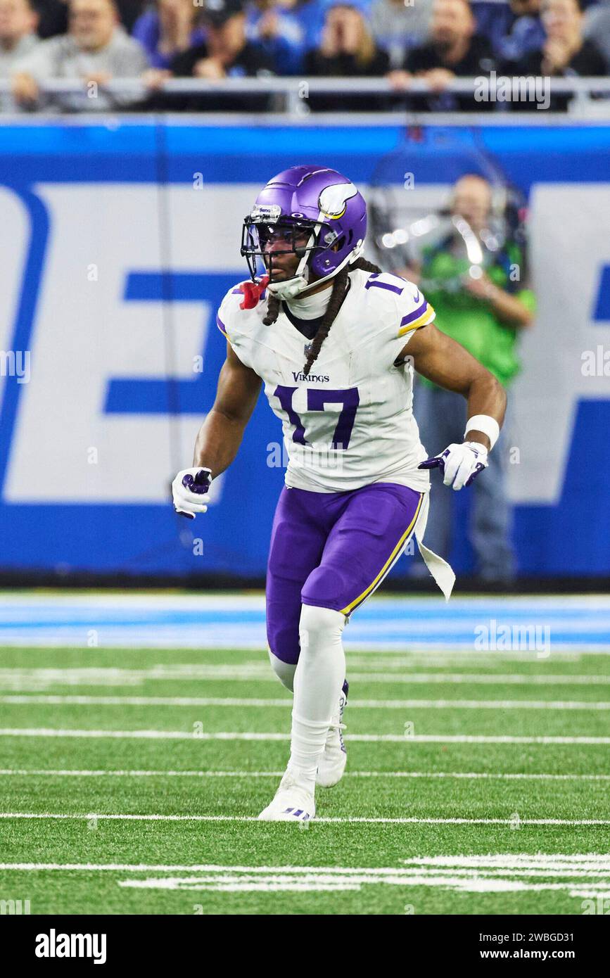 Minnesota Vikings wide receiver K.J. Osborn (17) runs a route against ...