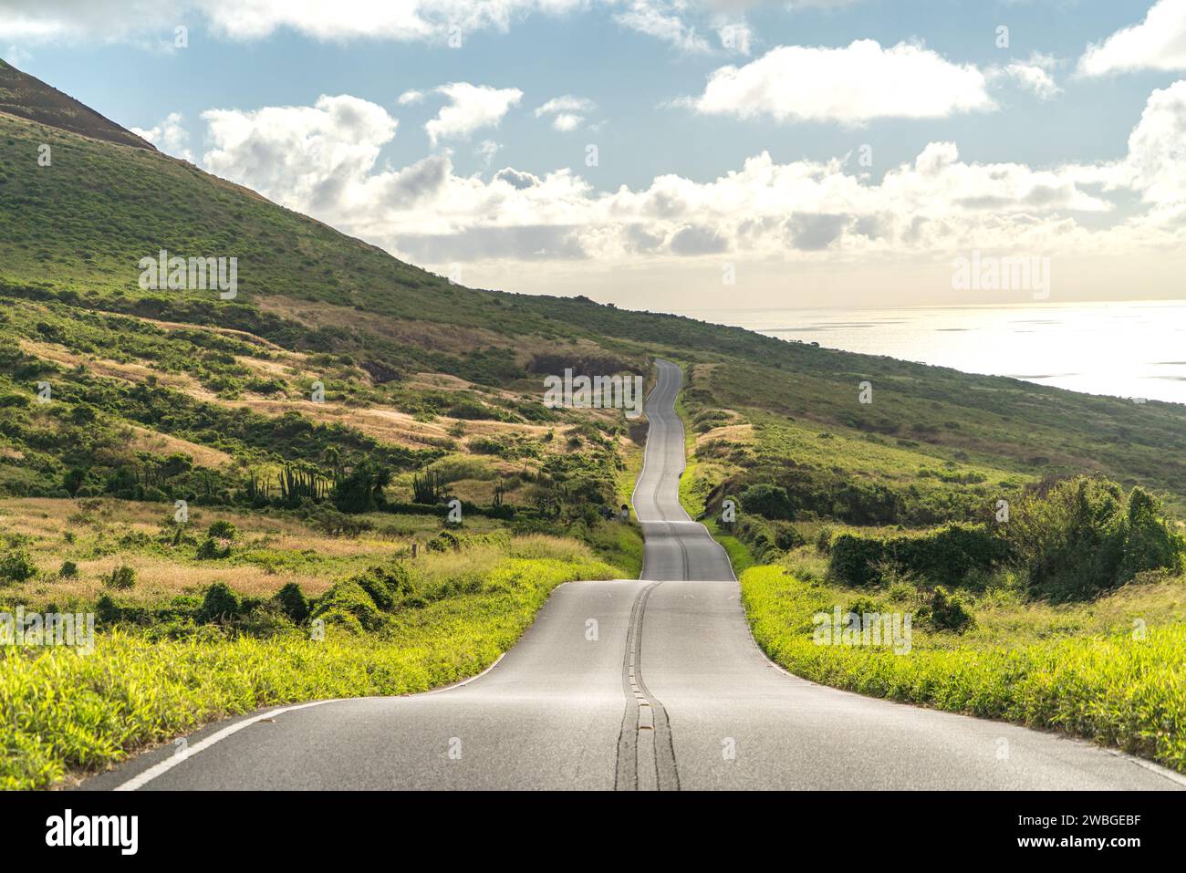 Curvy road maui hawaii hi-res stock photography and images - Alamy