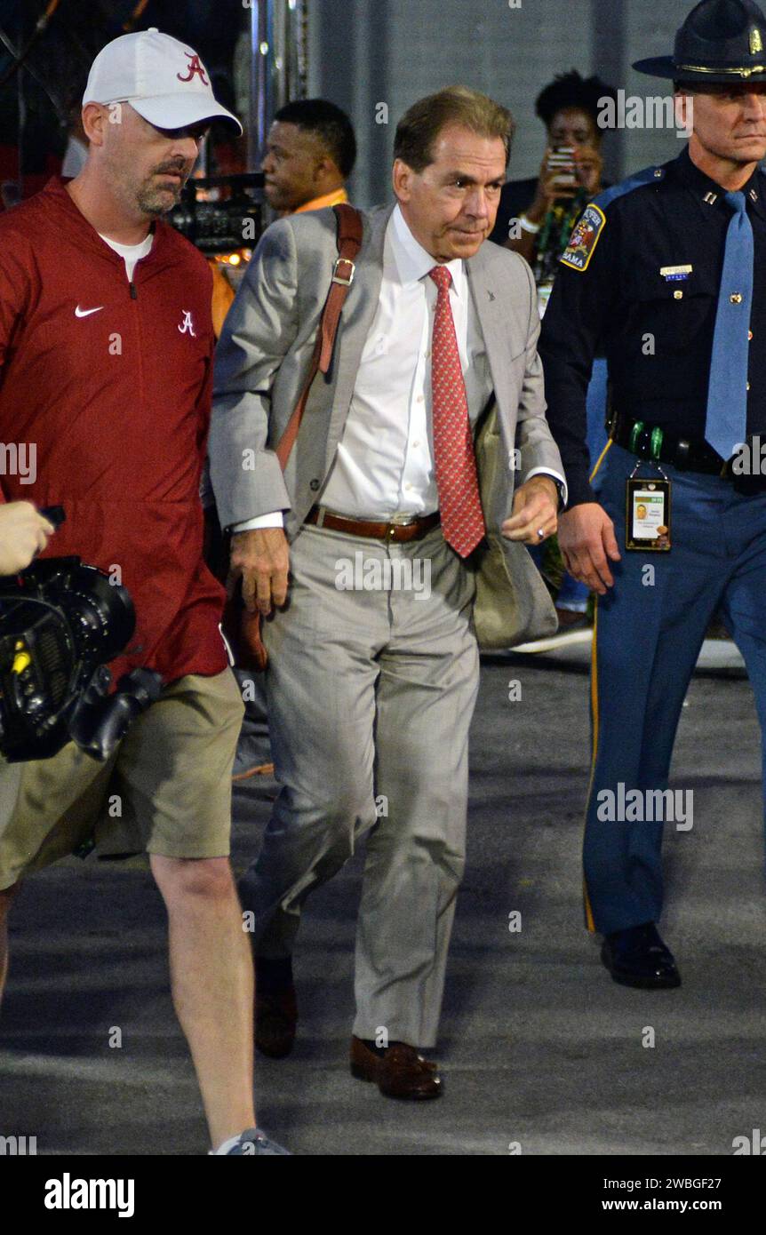 FILE PHOTO** Alabama Football coach Nick Saban Has Retired. MIAMI ...