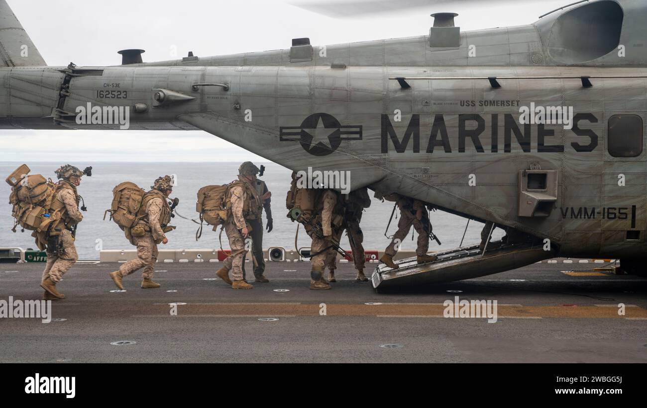 U.S. Marines assigned to Bravo Company, Battalion Landing Team 1/5 ...