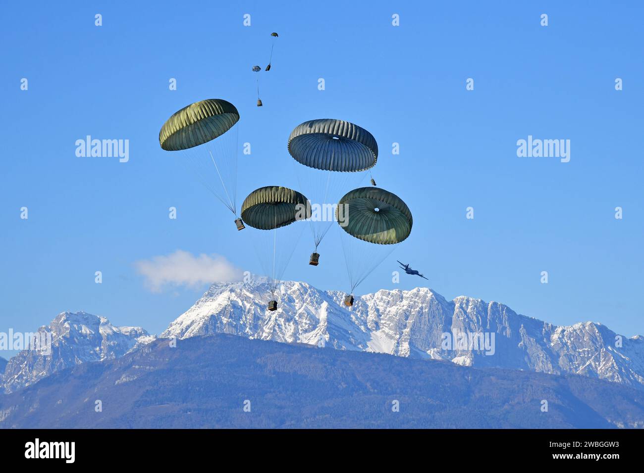 1st battalion parachute regiment hi-res stock photography and images ...