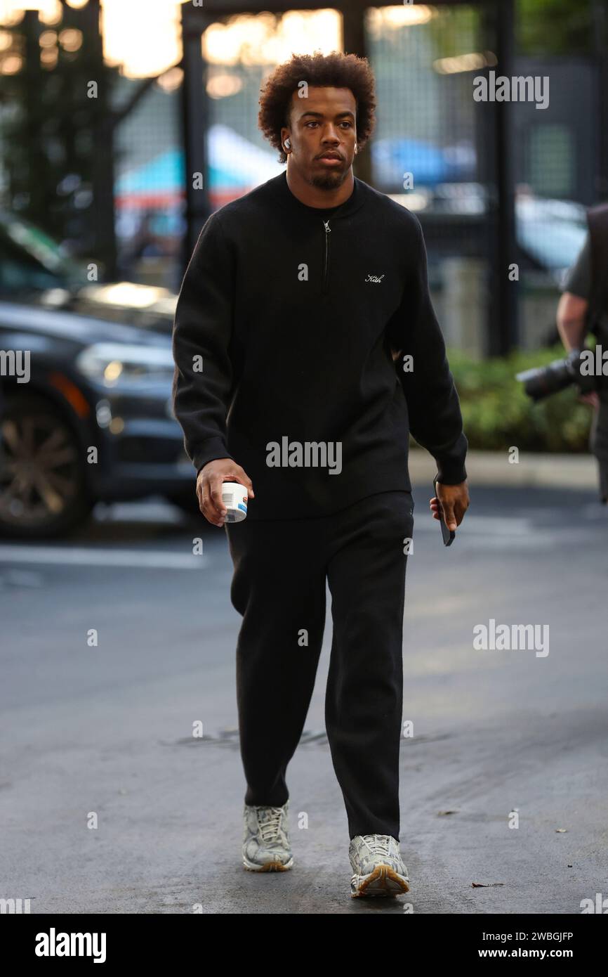 Miami Dolphins safety Jevon Holland (8) arrives at the stadium for an ...