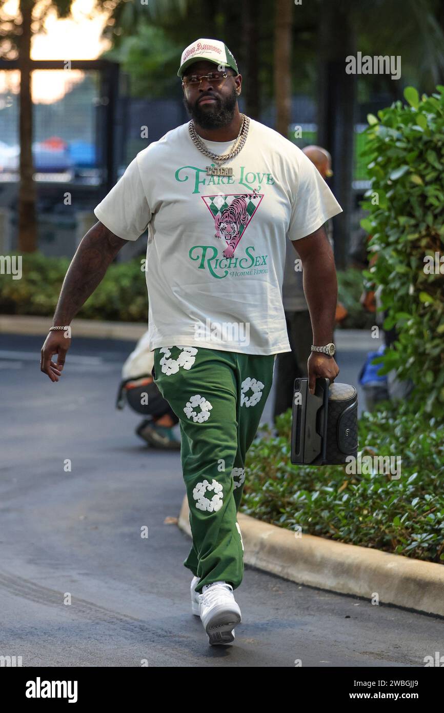 Miami Dolphins offensive tackle Terron Armstead (72) arrives at the ...