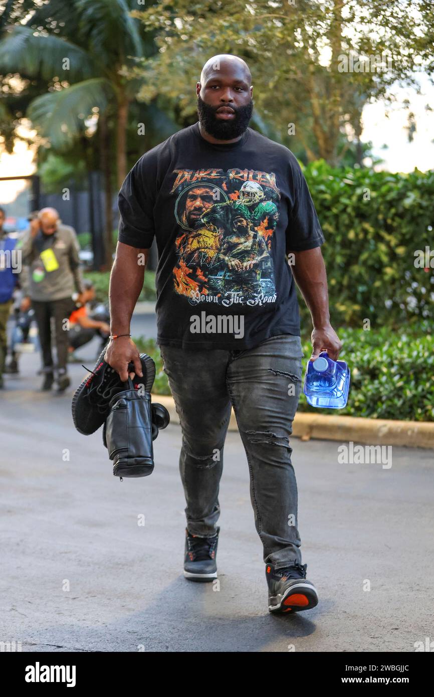 Miami Dolphins defensive tackle Justin Ellis arrives at the stadium for ...