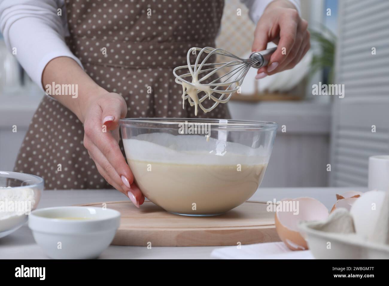 Process making whisking dough mixer hi-res stock photography and images ...