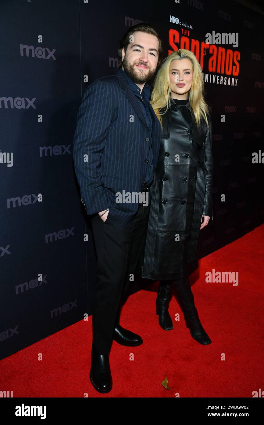 Michael Gandolfini and Mia Healey Stock Photo - Alamy