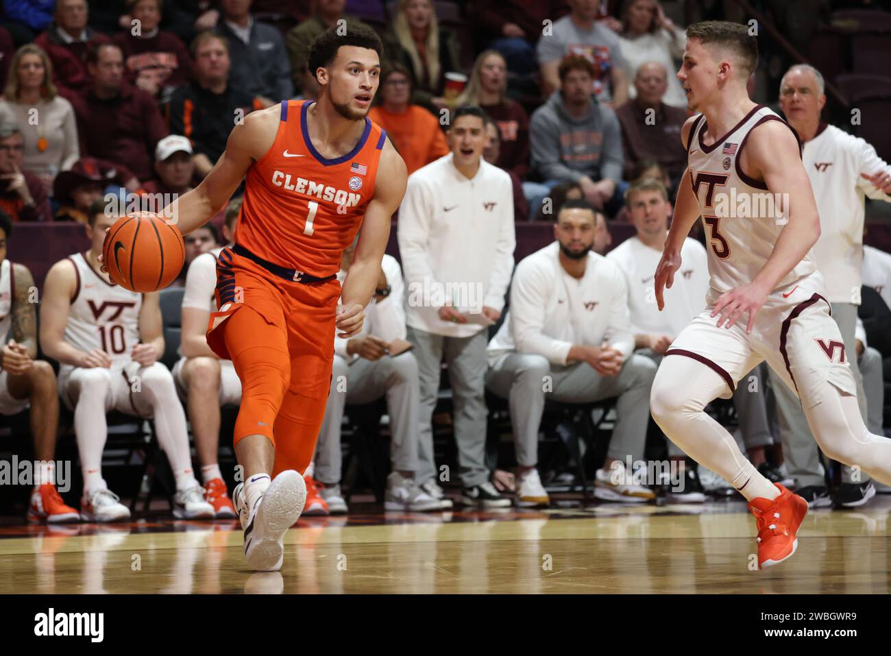 Blacksburg, Virginia, USA. 10th Jan, 2024. Clemson Tigers guard Chase ...