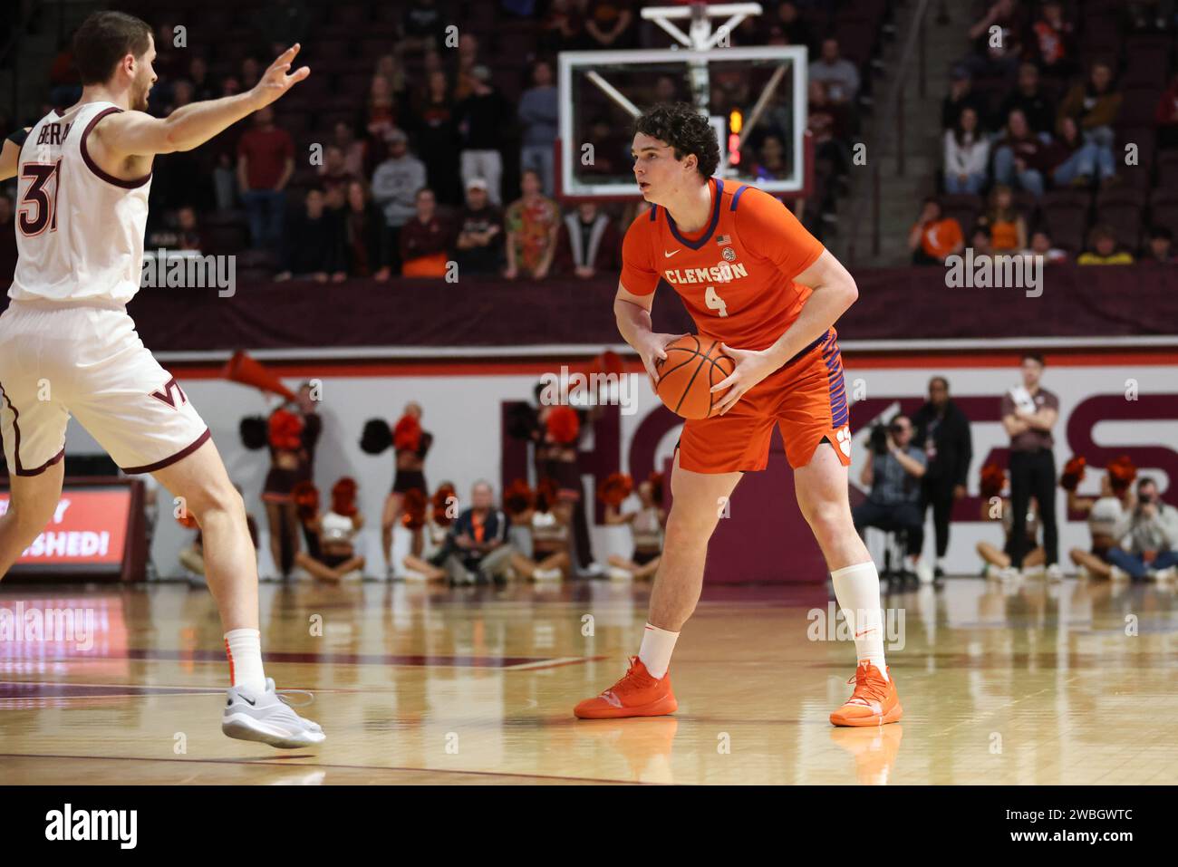 Blacksburg, Virginia, USA. 10th Jan, 2024. Clemson Tigers forward Ian ...