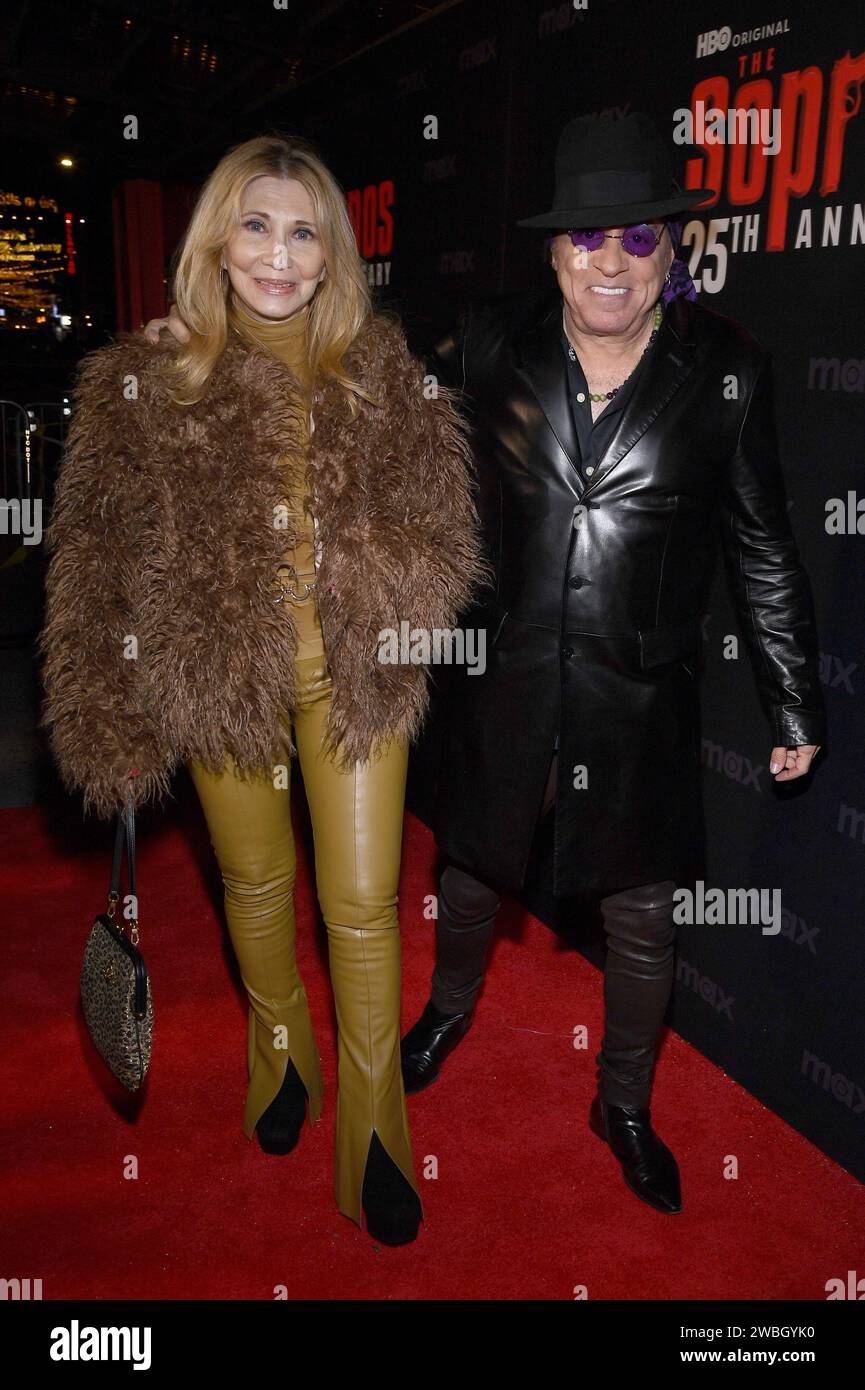 New York, USA. 10th Jan, 2024. L-R) Maureen Van Zandt and Steven Van ...