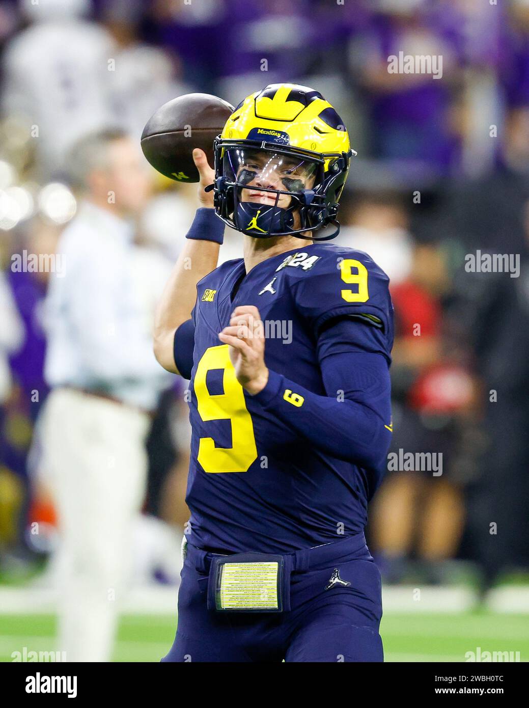 January 8, 2024: Michigan Wolverines quarterback J.J. McCarthy (9 ...