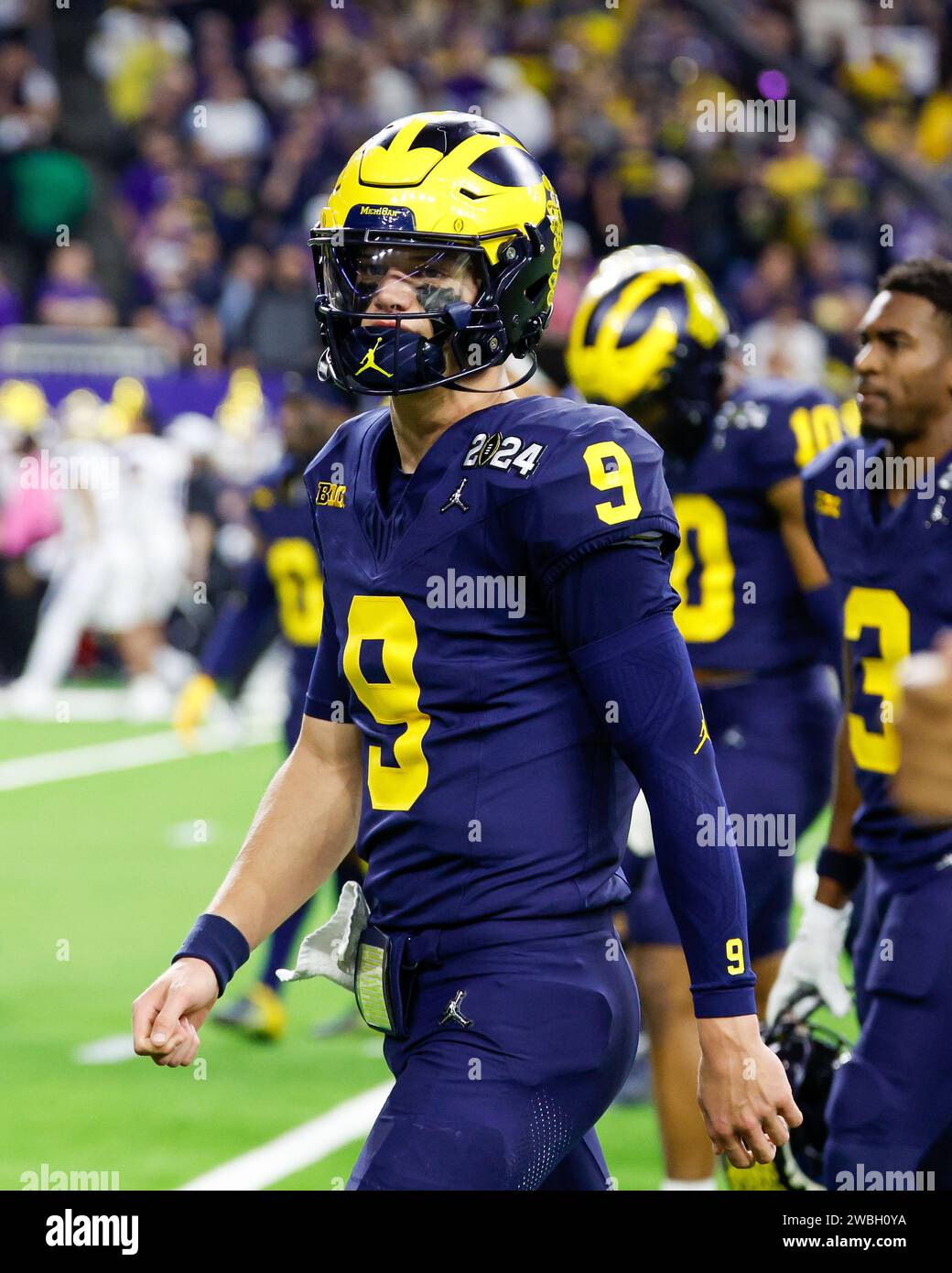 January 8, 2024: Michigan Wolverines quarterback J.J. McCarthy (9) during warmups before the ...